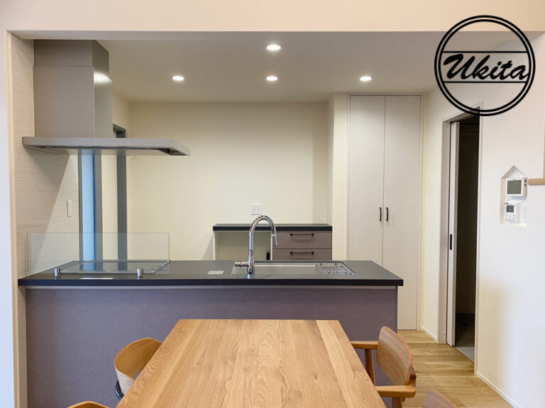 【高島市・18坪（1LKD＋ロフト）長期優良住宅ZEH（ゼッチ）の家】 – 浮田工務店｜高槻市の注文住宅・建替え・リフォーム・マイホームは浮田工務店へ。